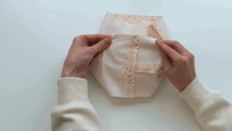 How To Sew A Bucket Makeup Bag | Free Sewing Pattern - Gathered Seams